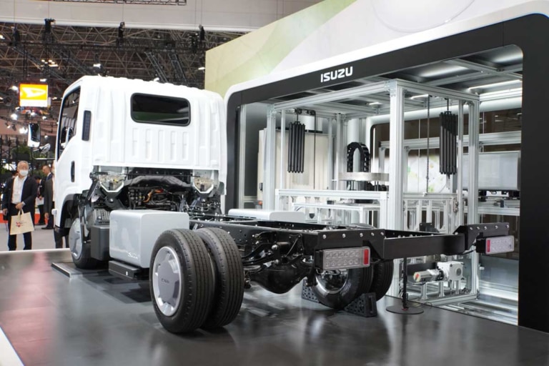 いすゞ／EVのバッテリー交換式ソリューションを世界初公開 - トラックニュース